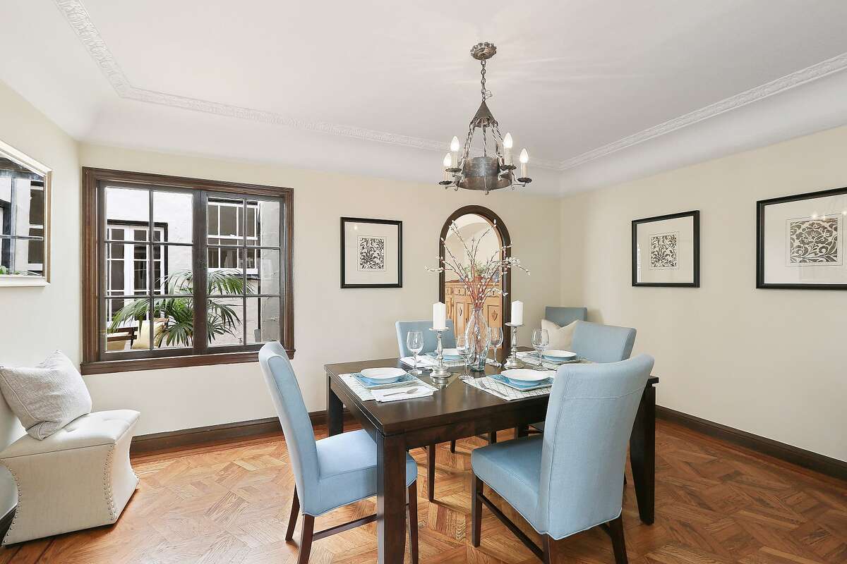 Henry Doelger-designed Mediterranean in Inner Parkside