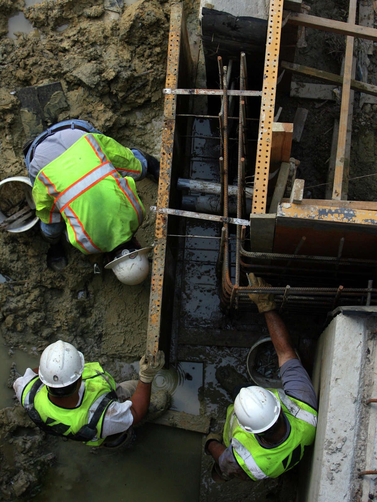 Two Zachry companies share legendary origin