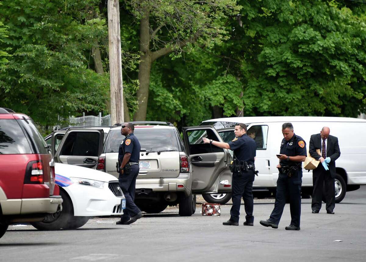 3 shot to death in Long Island