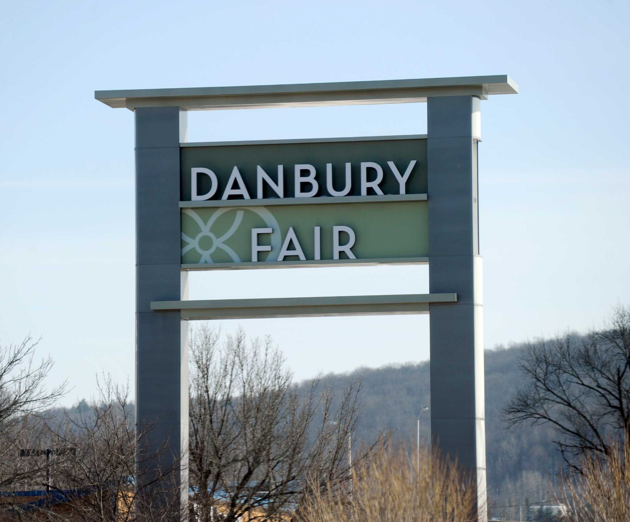 New summer offerings on tap at Danbury mall