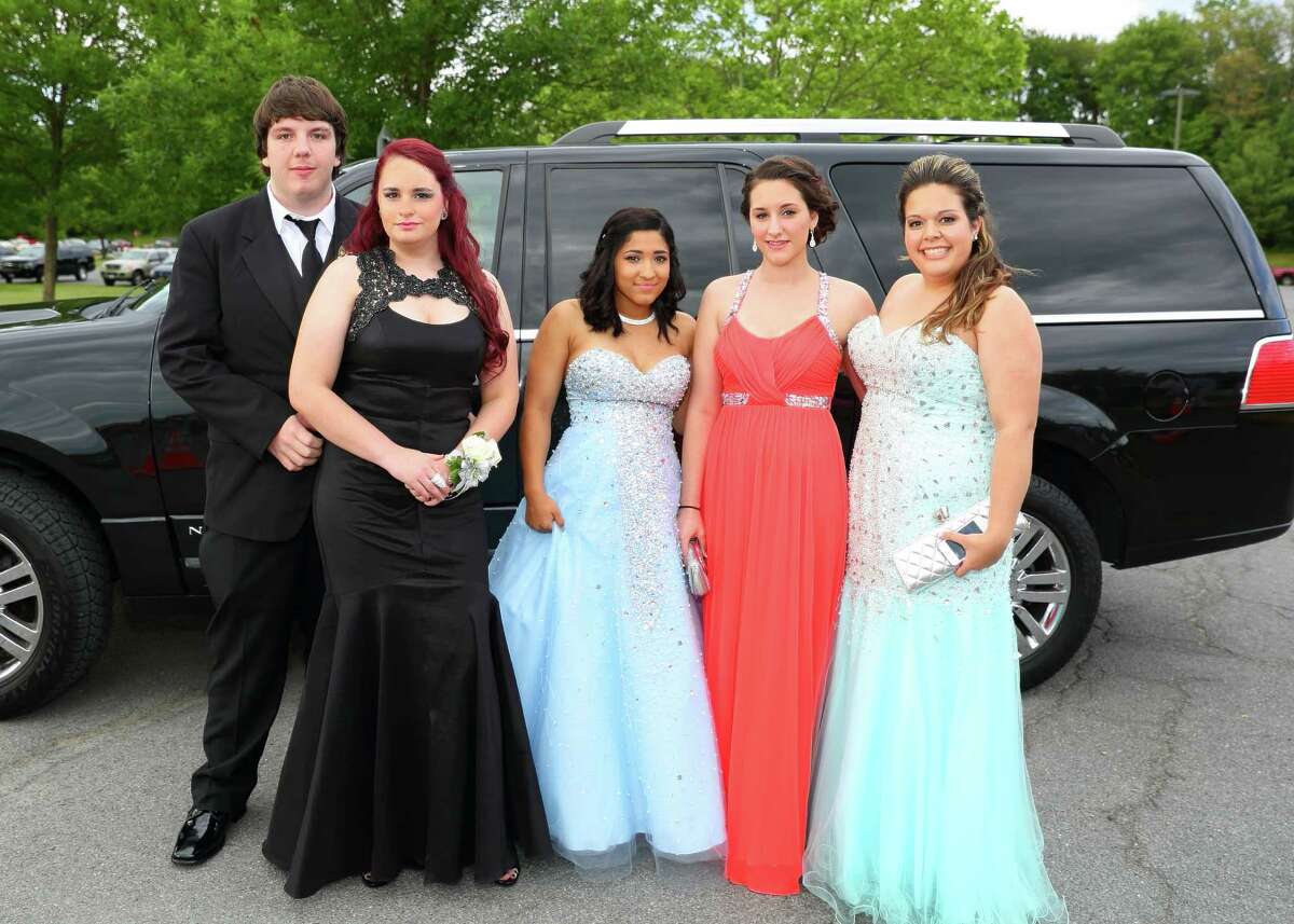 SEEN: Mohonasen High School Senior Prom