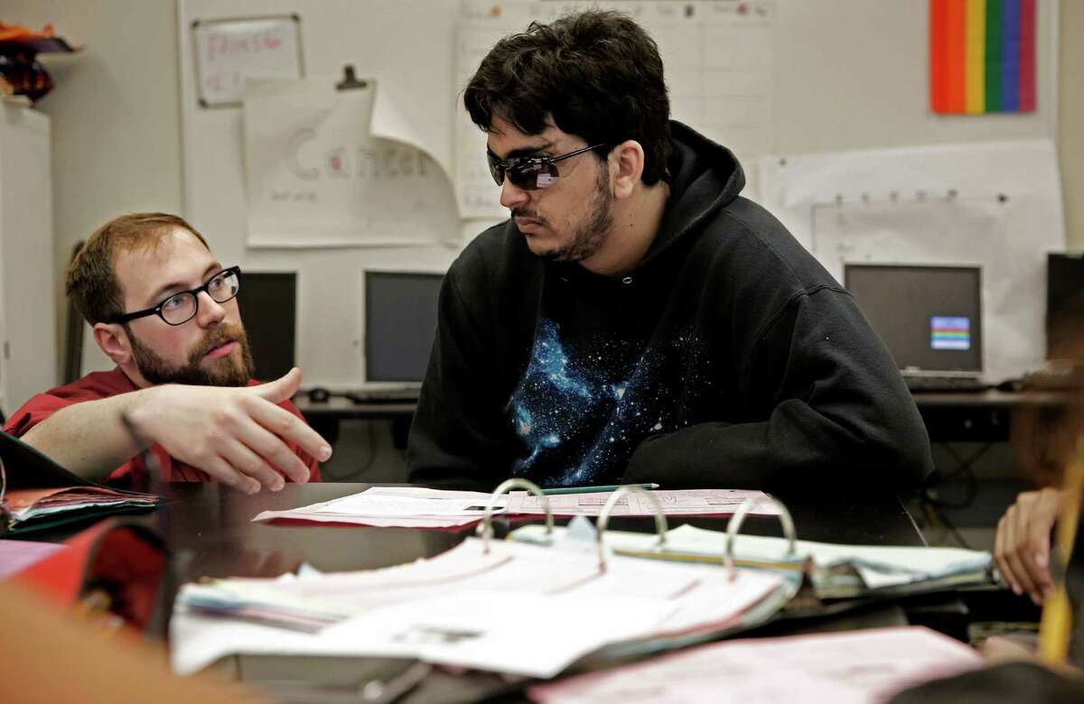 Iraqi boy who refused to die now an Oakland high school graduate