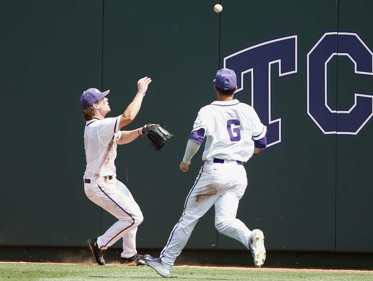 TCU routs A&M in first game of NCAA Super Regional