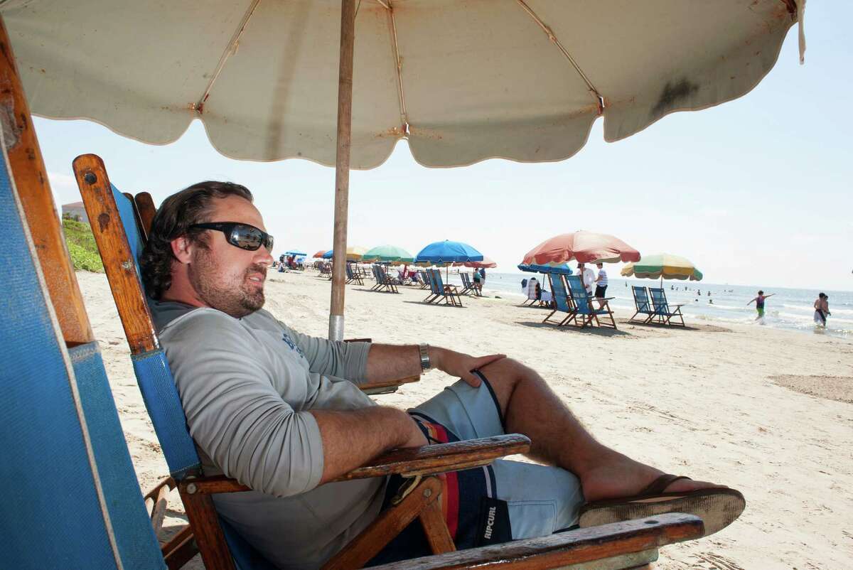 Private beach claim threatens Galveston resanding plan