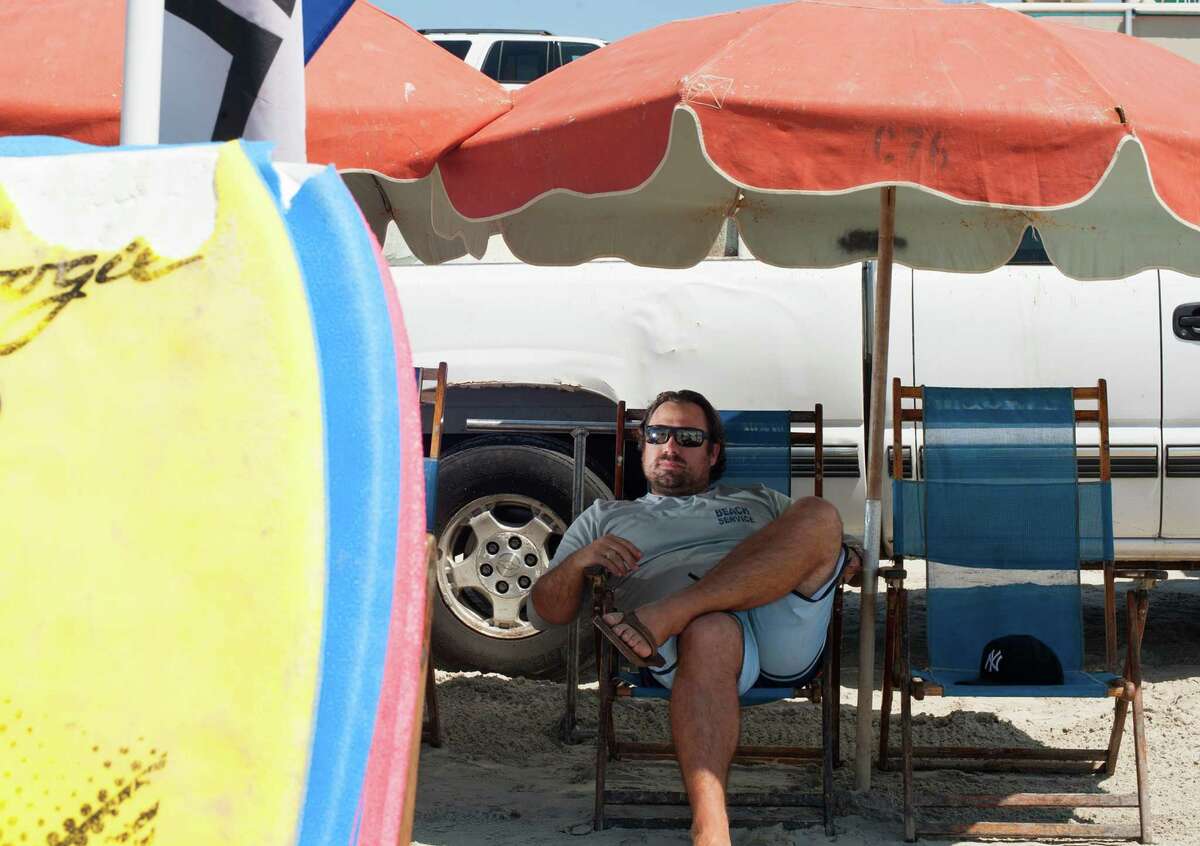 Private beach claim threatens Galveston resanding plan