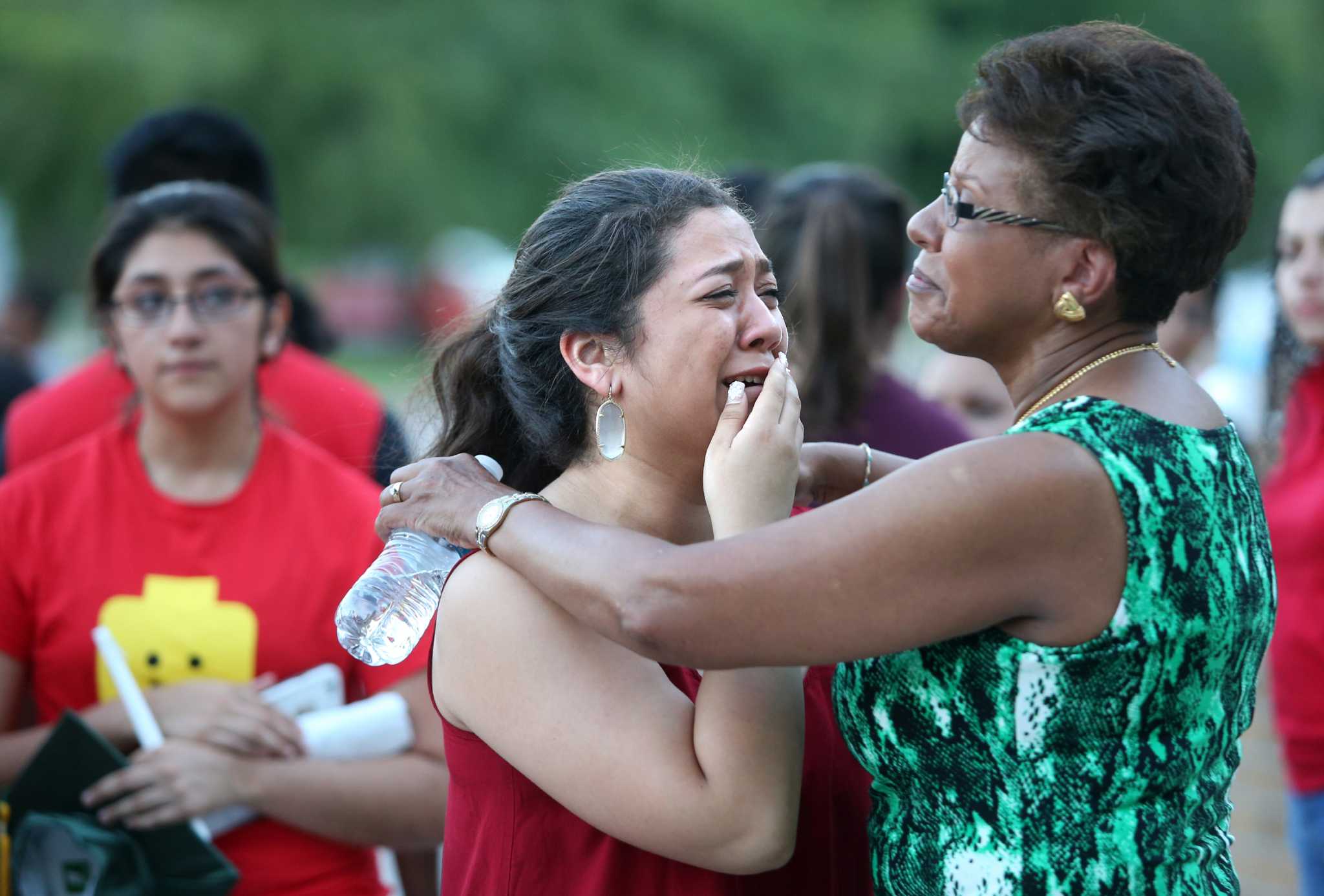 Vigil held for Klein Forest teen