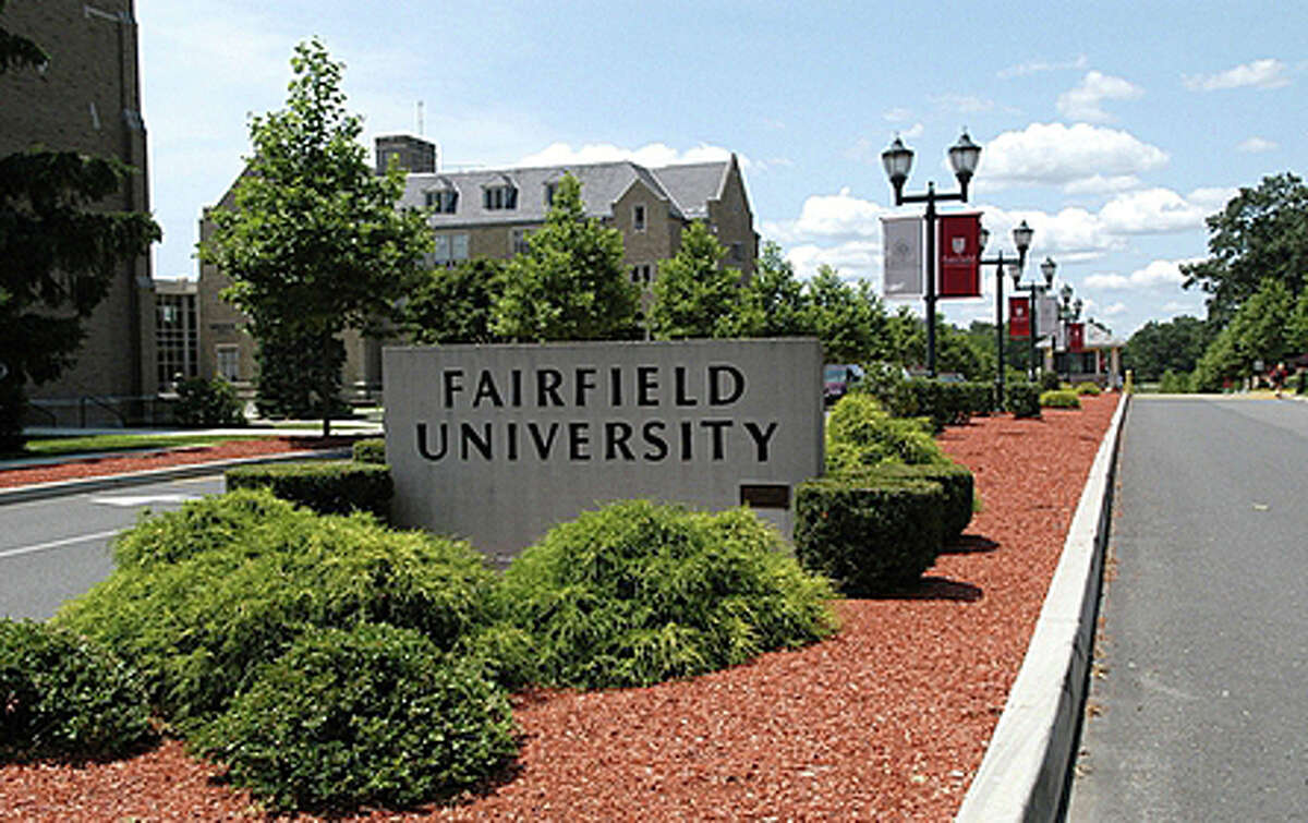 Fairfield U. gets high marks in Catholic college rankings