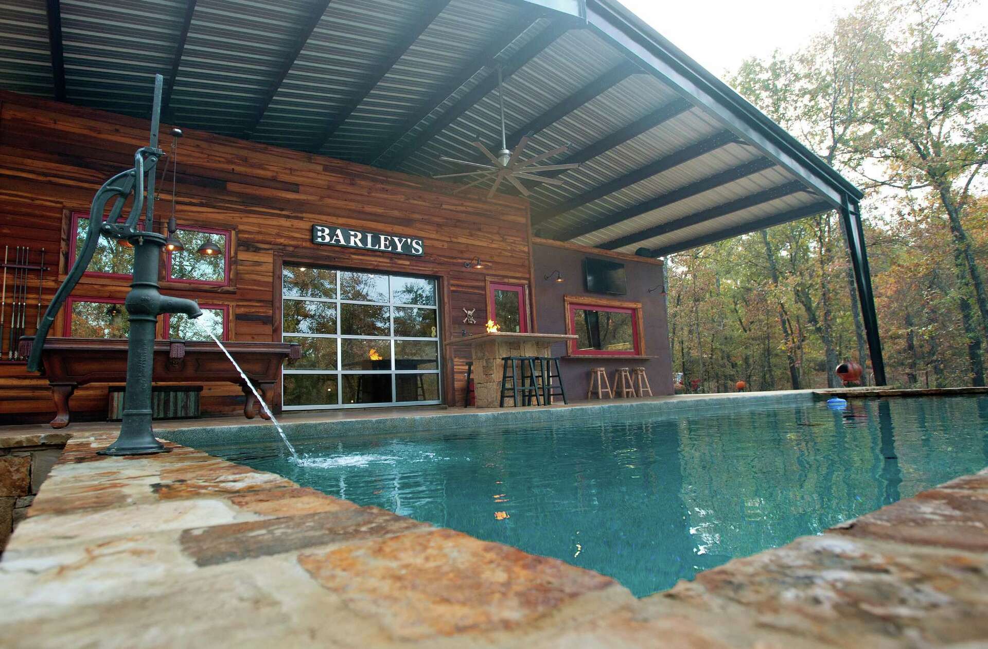 Female custom builder takes on male-dominated industry with unique Texas homes