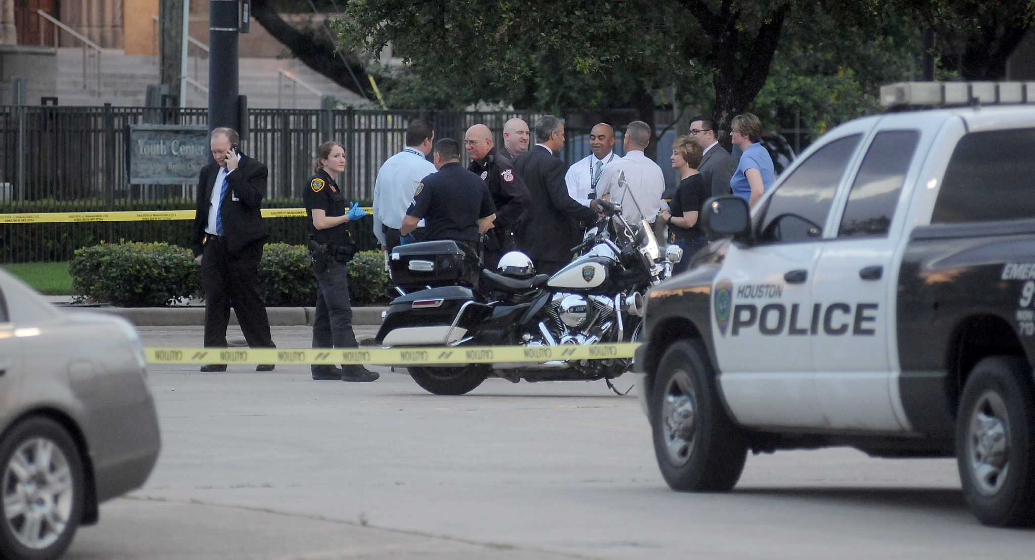 Hpd Officer Shot In The Back After Traffic Stop