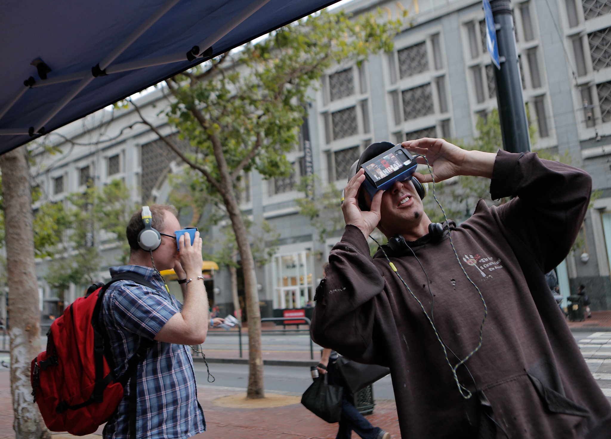 PETA struggles to reel in S.F. passersby for orca video