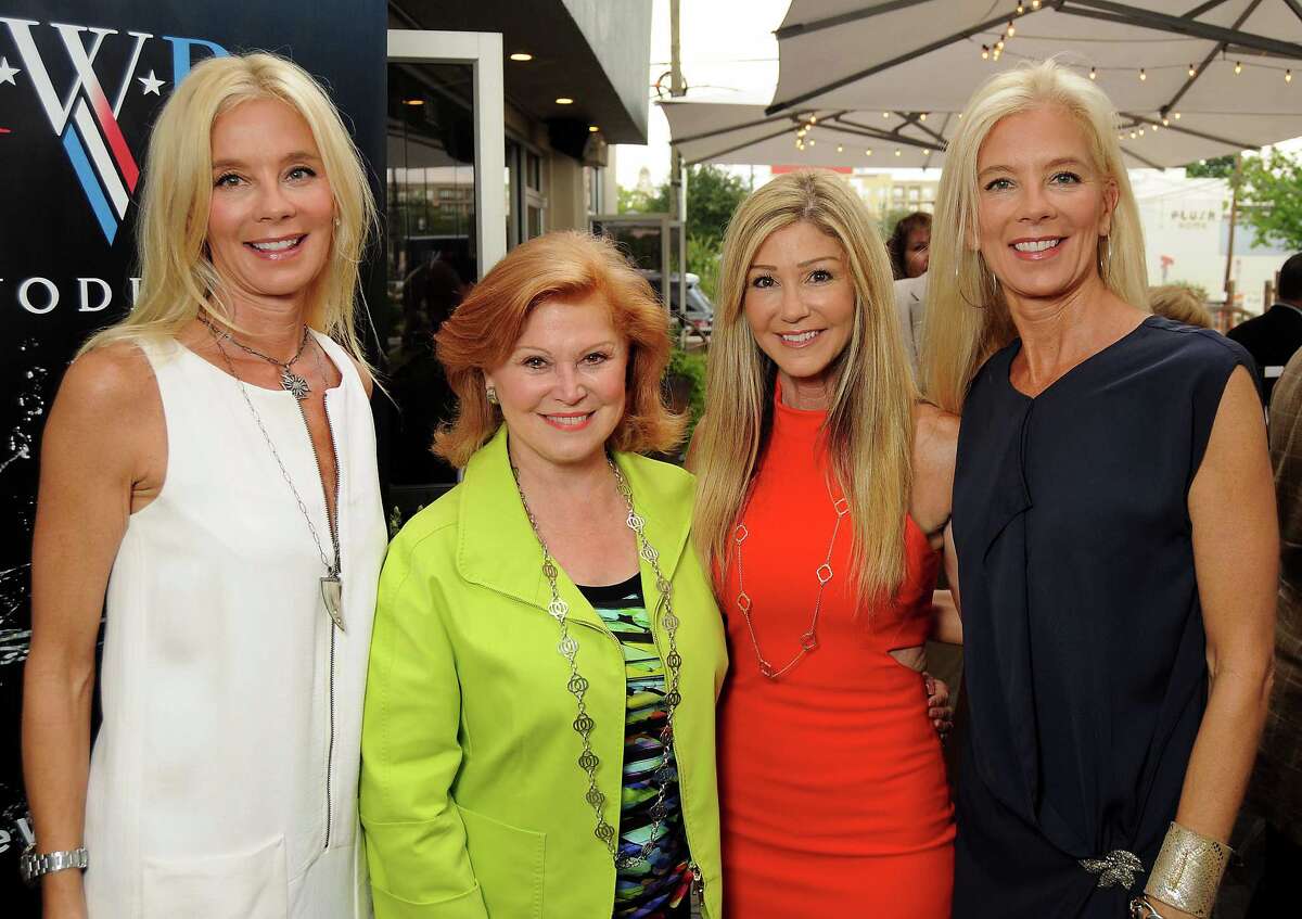 PetSet salutes summer with chic River Oaks bash