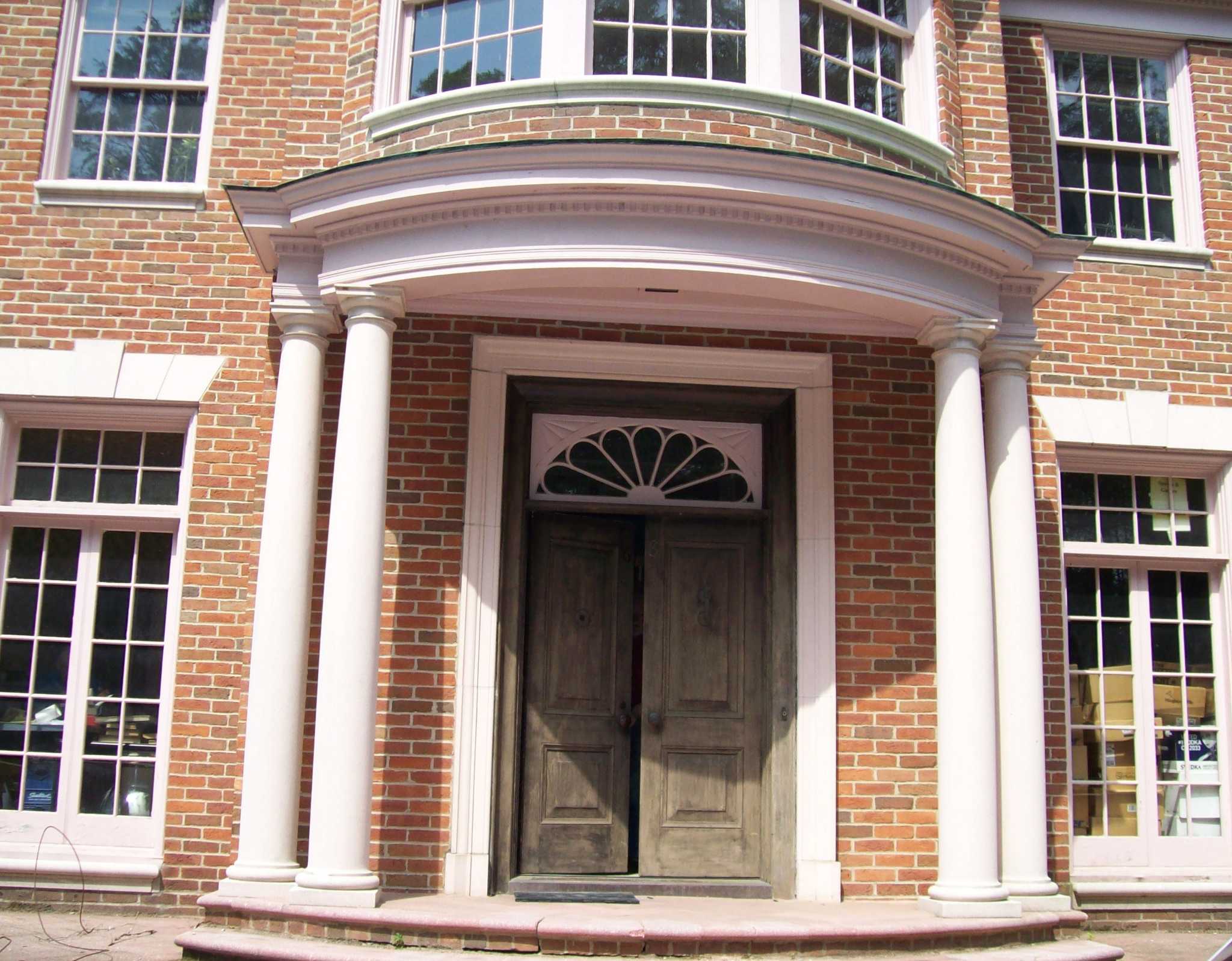 Tour ponders if faded Golden Shadows could shine again