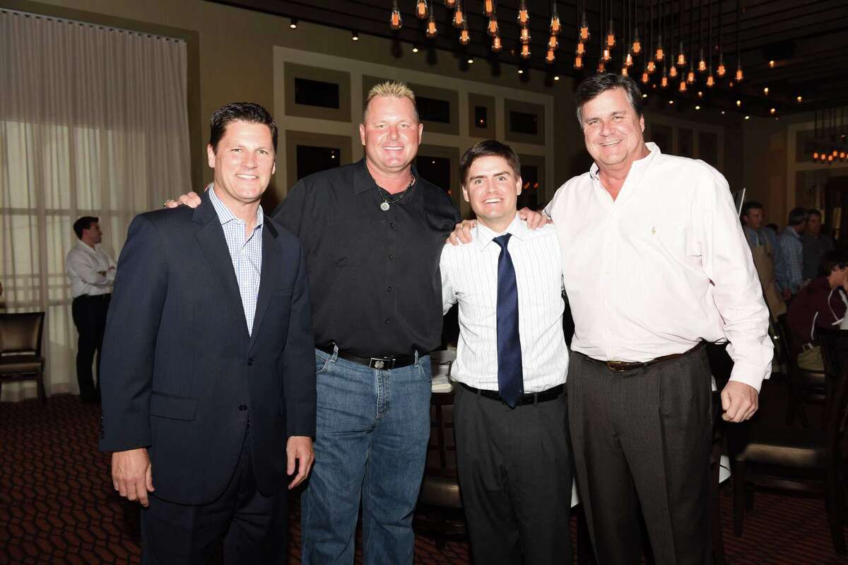 Roger Clemens meets with dads, sons