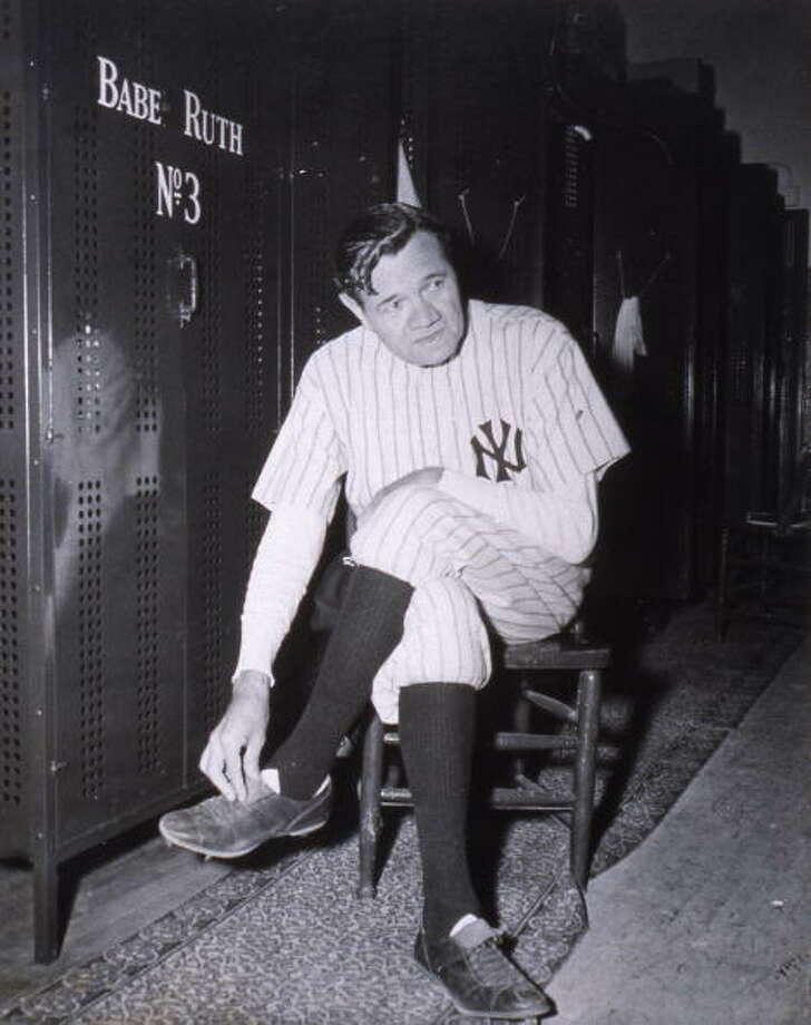 Babe Ruth makes his final appearance at Yankee Stadium on June 13, 1948 ...