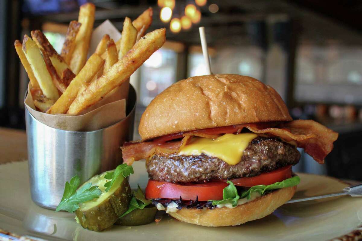 15-lane bowling alley, restaurant Bowl and Barrel coming to The Rim in ...