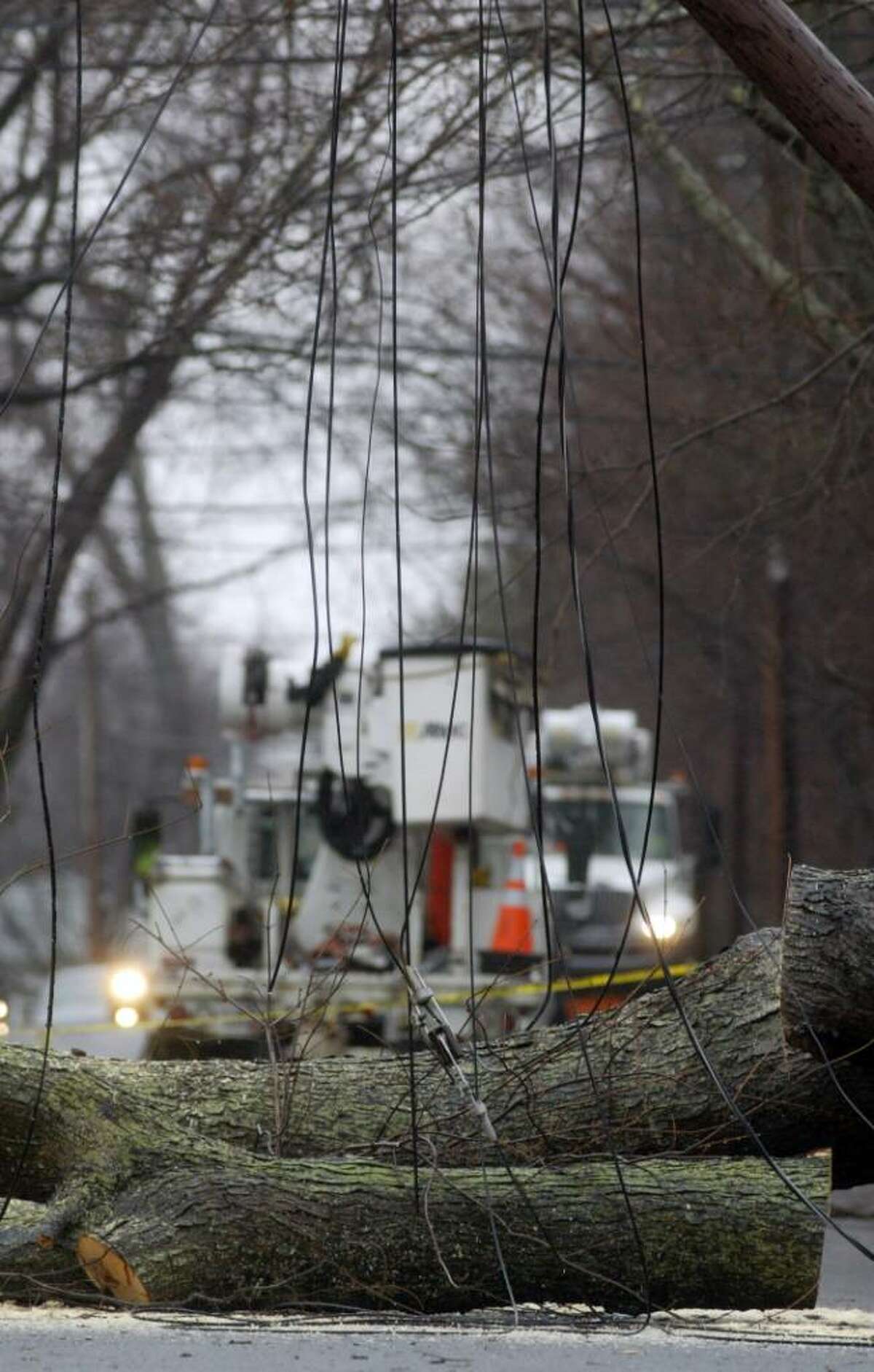 Storm cleanup begins; extent of damage slows recovery efforts