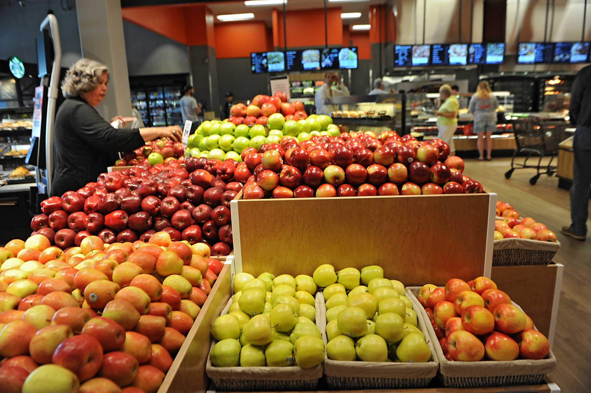 Market 32 stores won't sell tobacco in line with focus on health ...