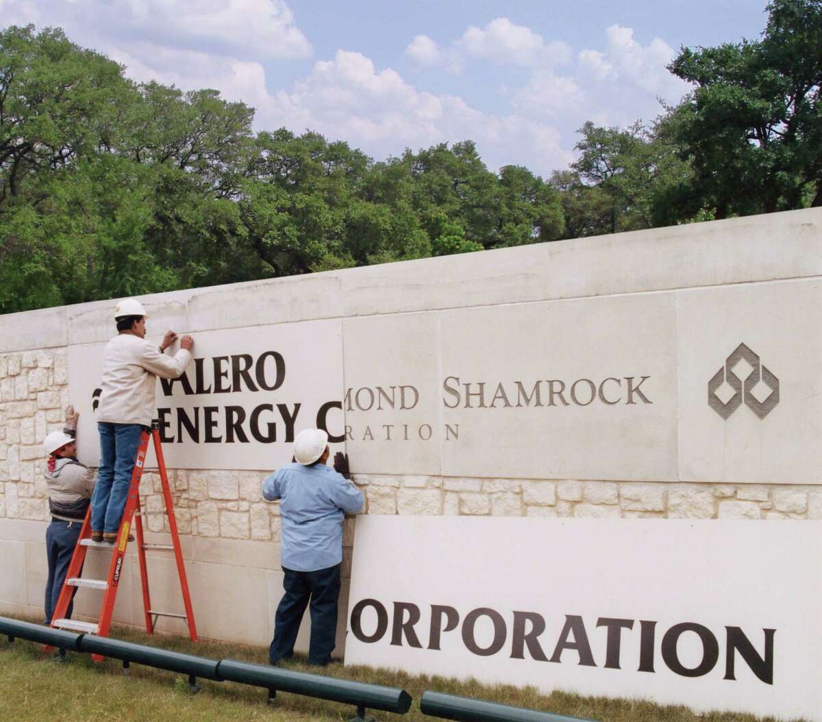 Bill Greehey — CEO turned philanthropist