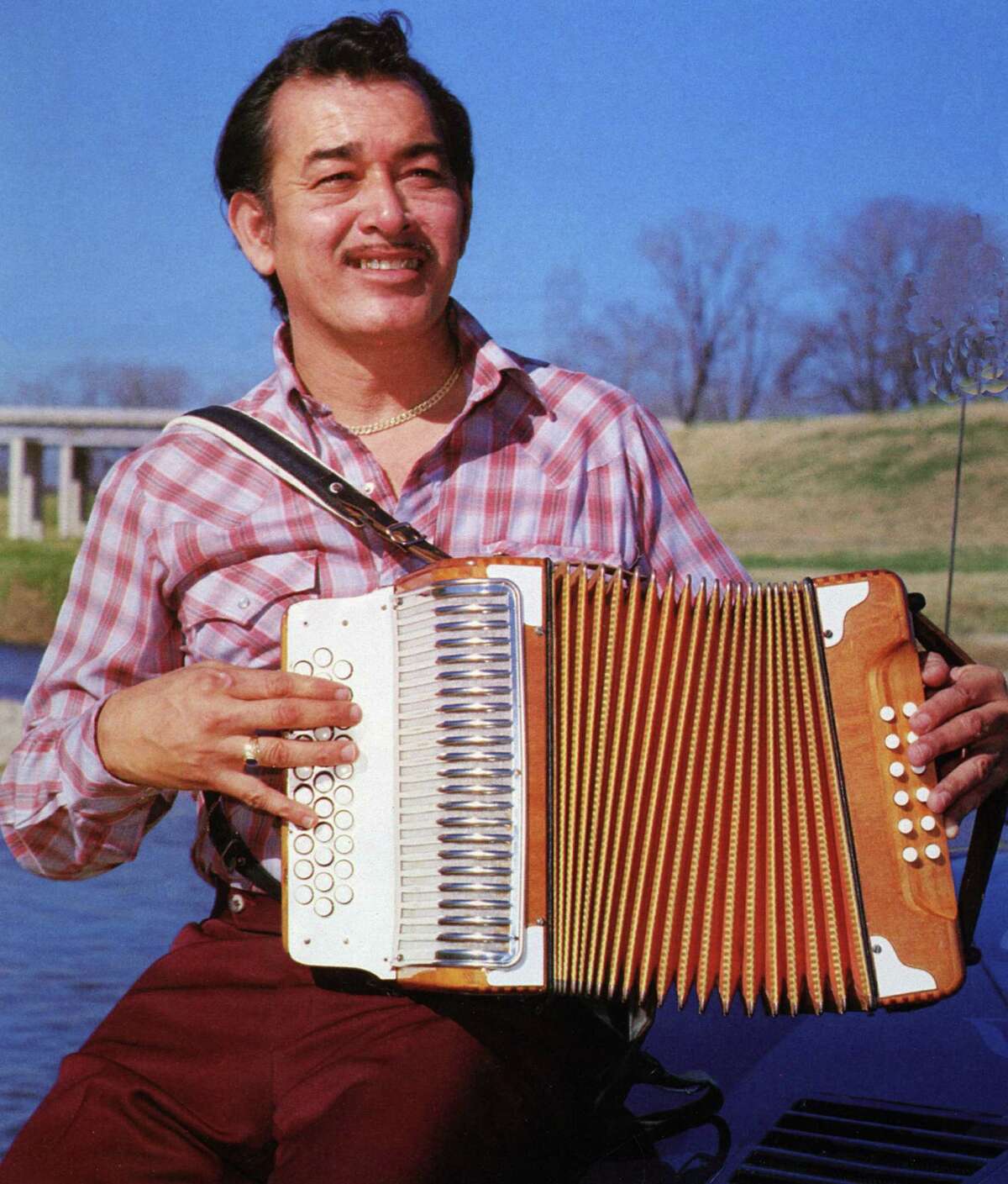 Flaco Jimenez to play conjunto festival