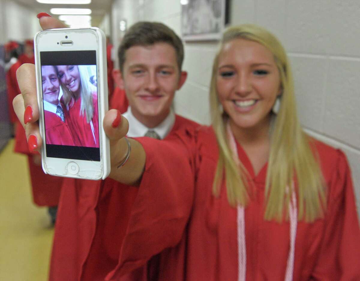 Pomperaug graduates 285 seniors