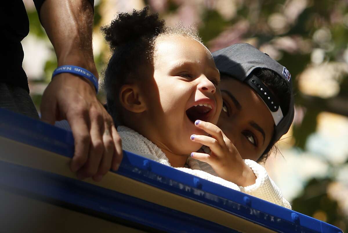 Riley Curry is the cutest Warriors fan ever