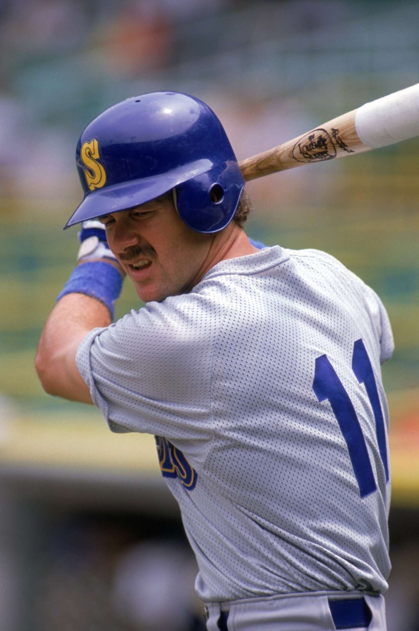 Mariners' Edgar Martinez almost hits baseball to train tracks during ...