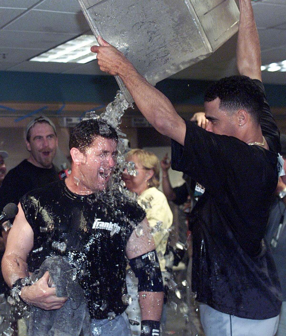 Jim Moore: Can Edgar Martinez light a fire under the Seattle Mariners?