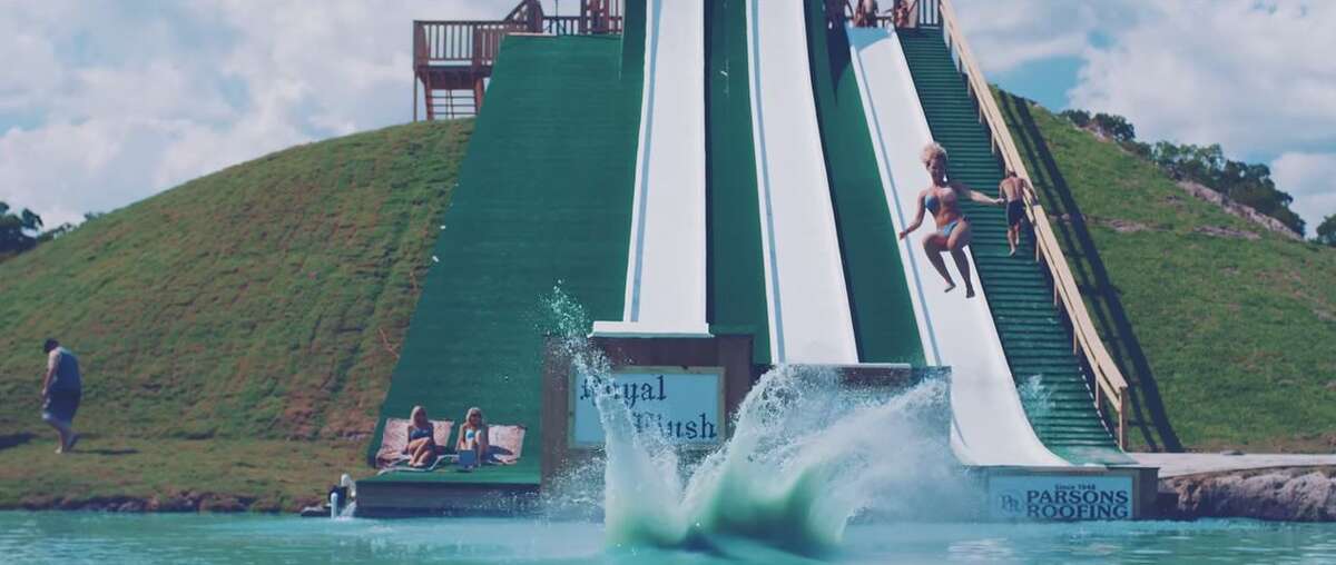 Viral video shows amazing Texas water slide in all its 'Royal' glory