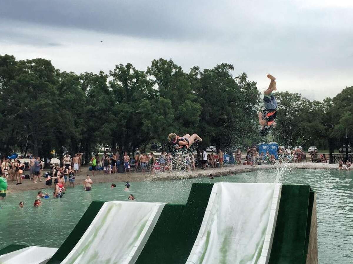 Viral video shows amazing Texas water slide in all its 'Royal' glory