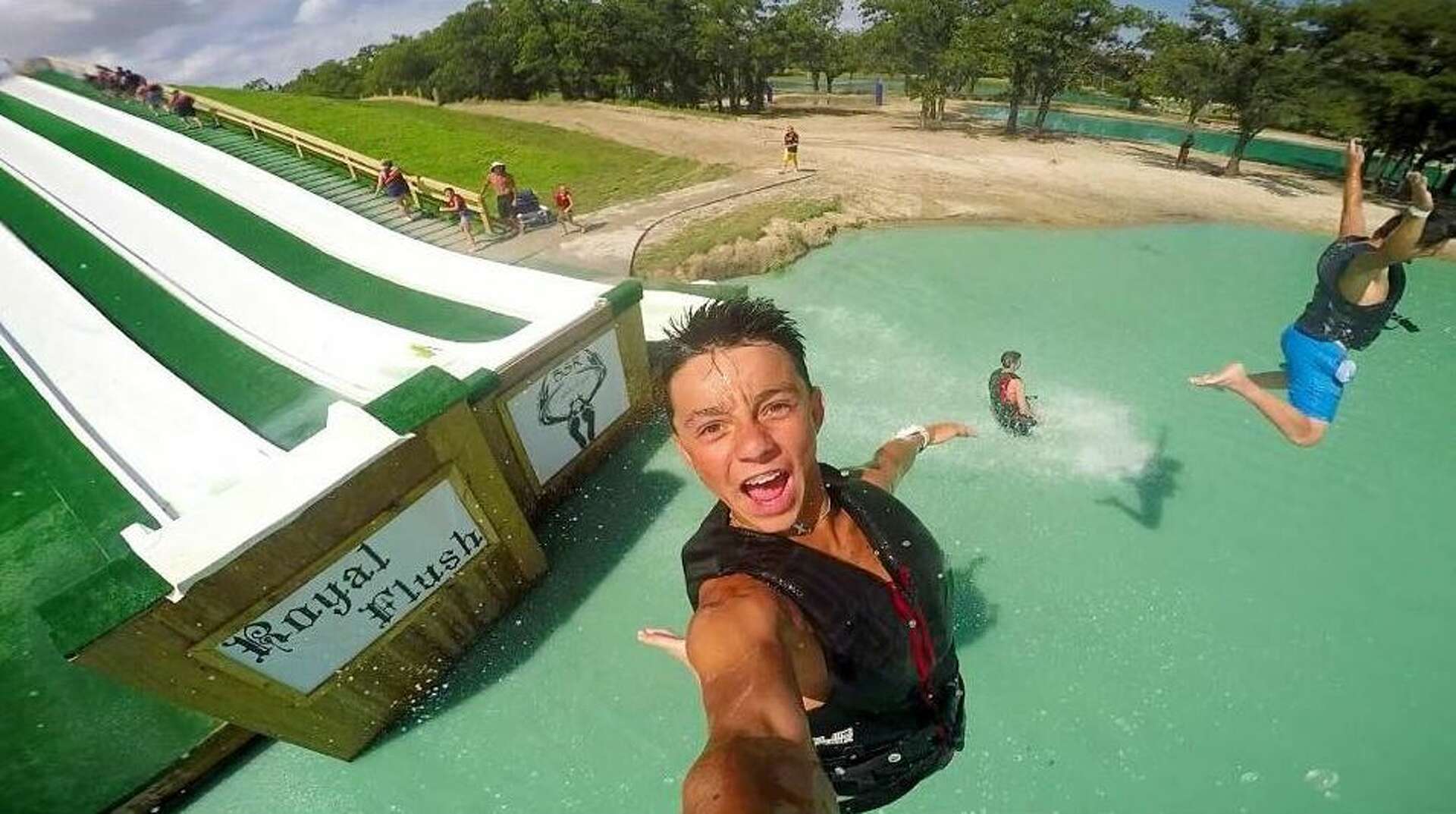 Viral video shows amazing Texas water slide in all its 'Royal' glory