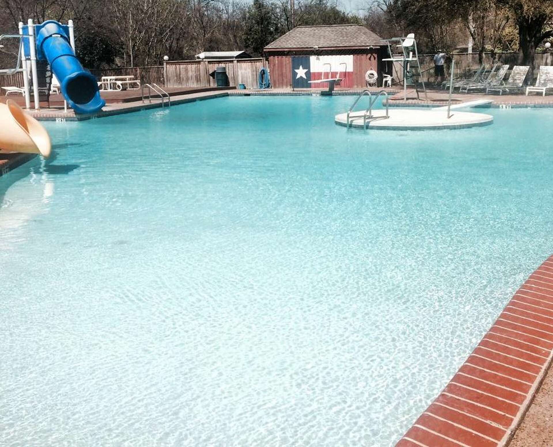 Texas-shaped pool in North Texas applying to become historic landmark