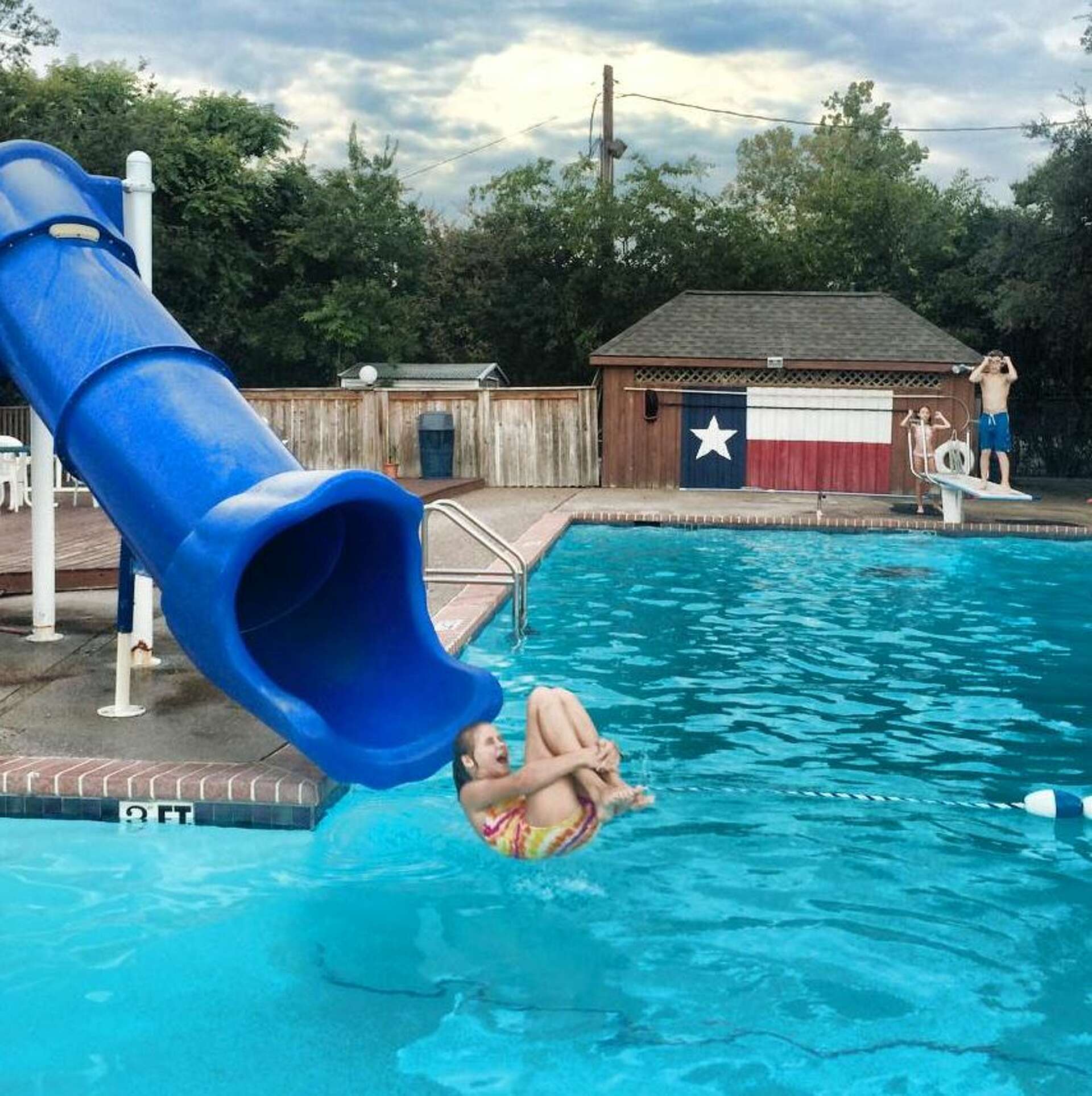 Texas-shaped pool in North Texas applying to become historic landmark