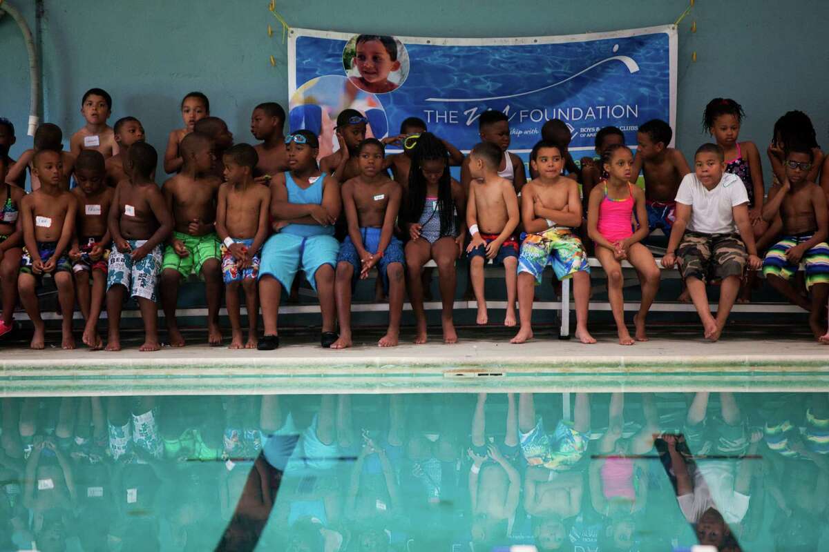 CDC releases warning for 'crypto' fecal parasite in swimming pools