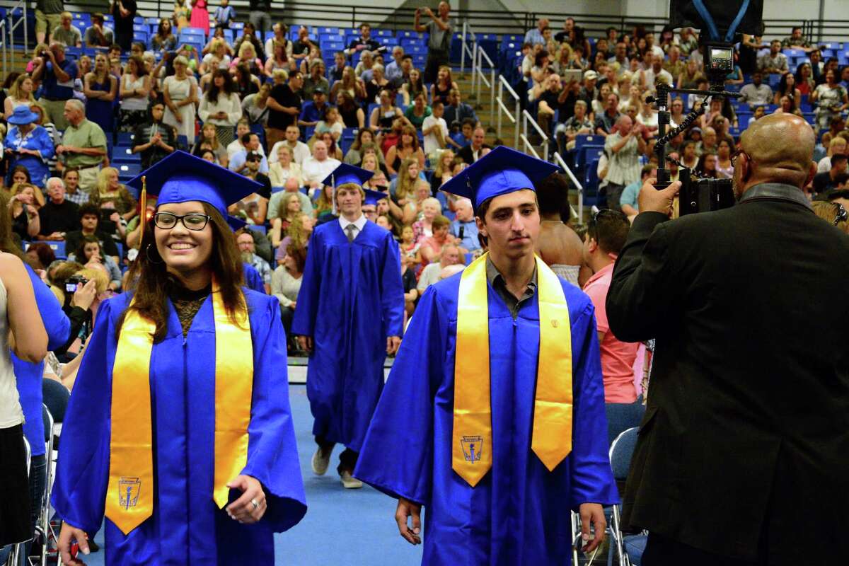 Abbott Tech seniors say their goodbyes
