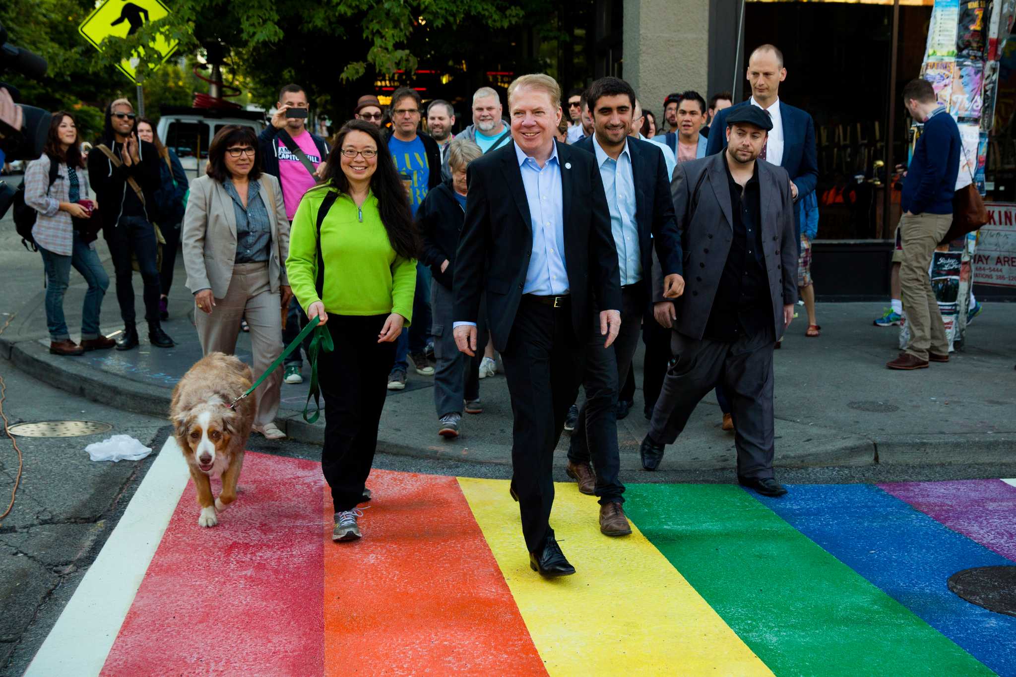 Seattle mayor unveils rainbow crosswalks on Capitol Hill