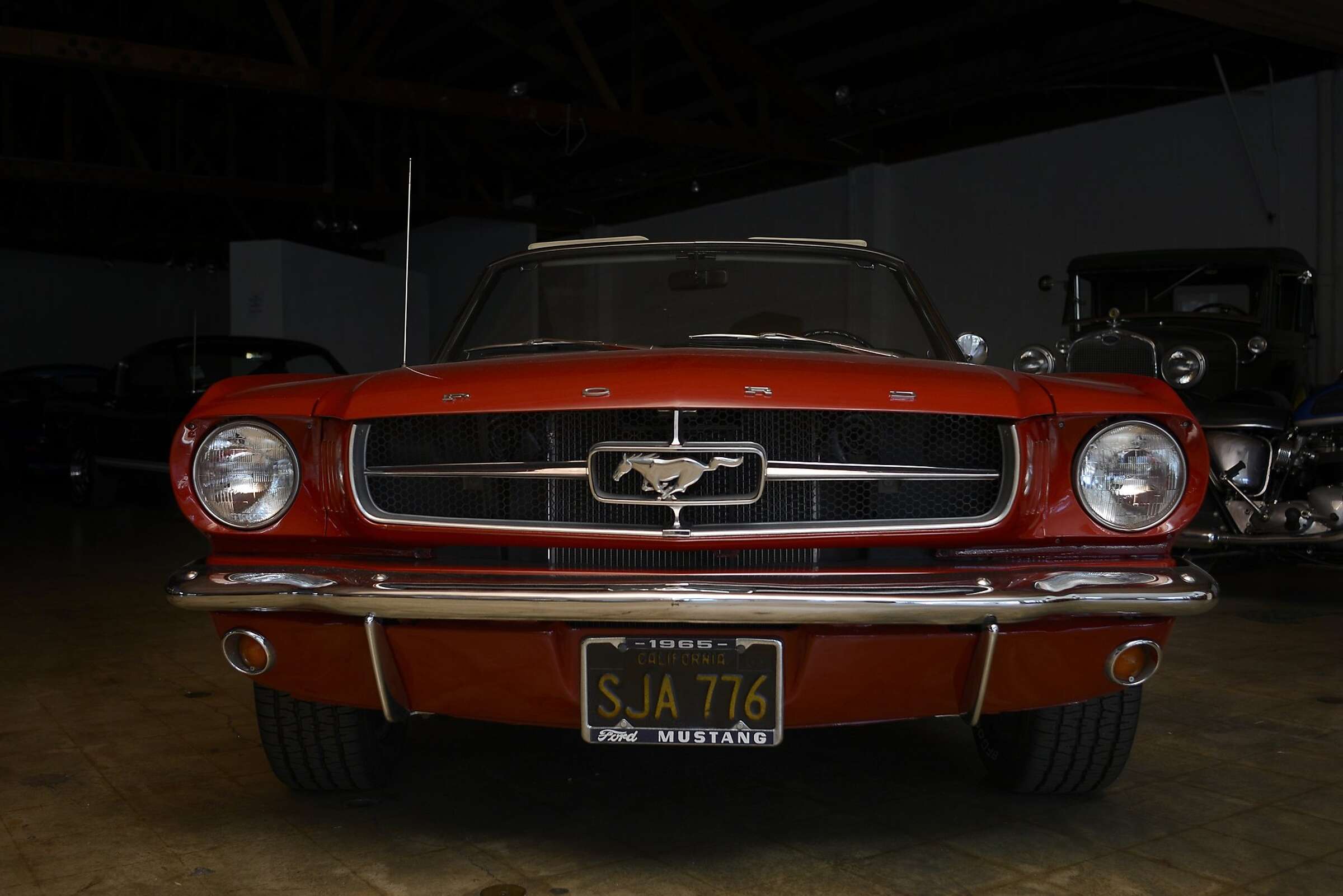 Muscle up: California reissues classic black license plates