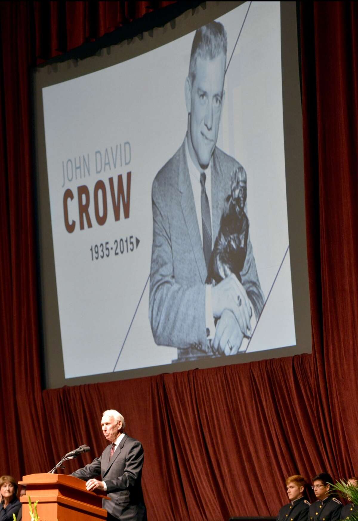 John David Crow, Texas A&M's first Heisman winner, dies at 79