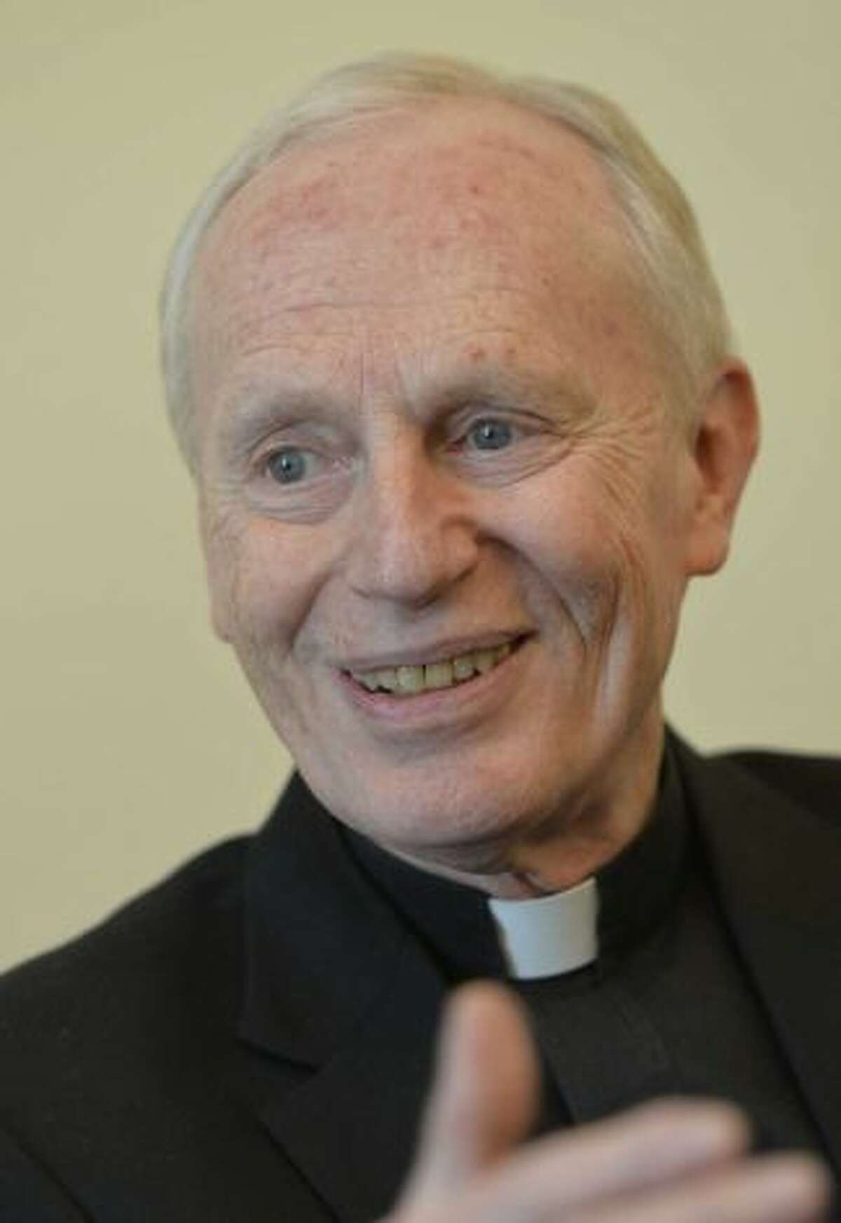 Former Albany Bishop Howard Hubbard leaves hospital after heart attack