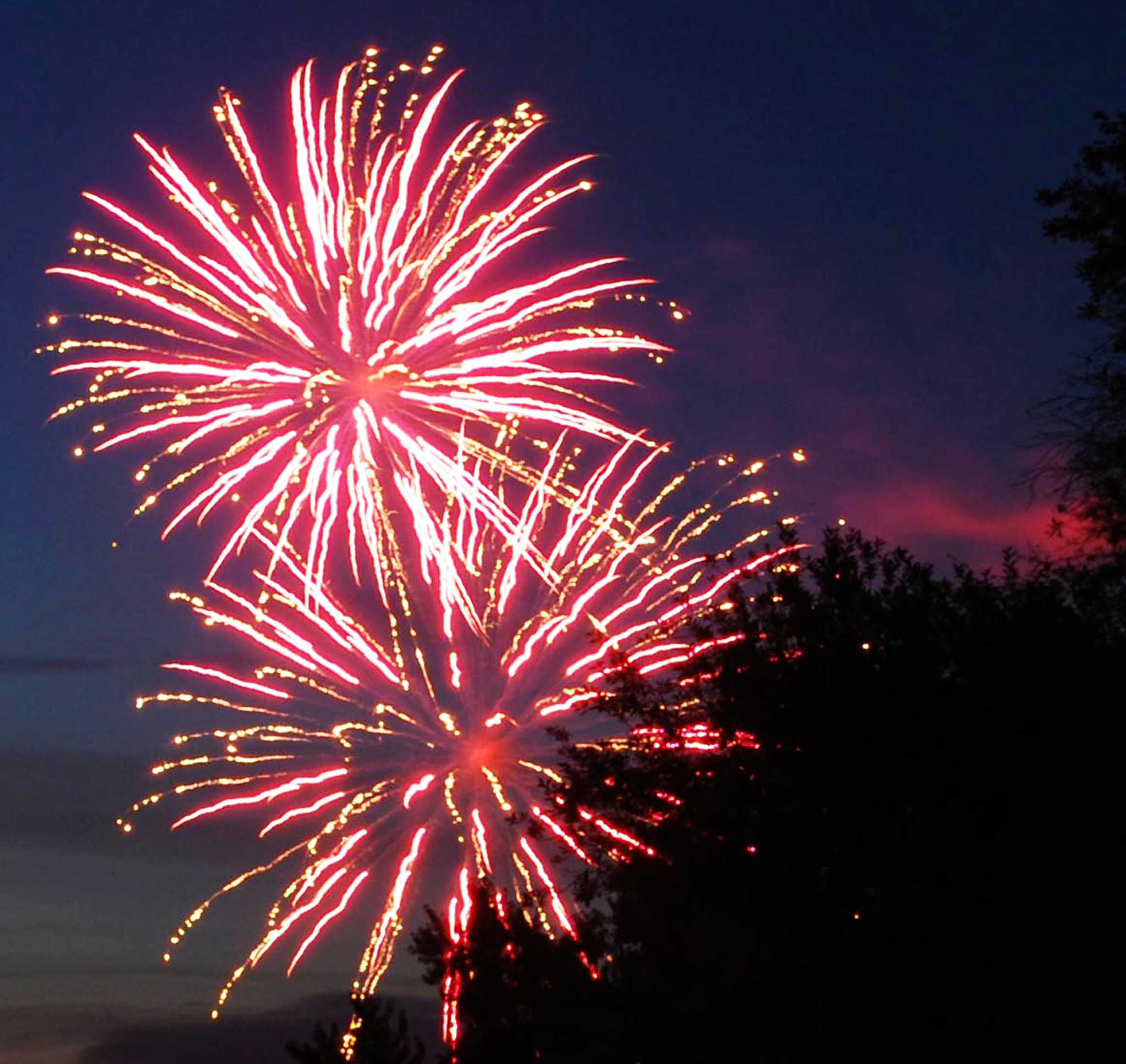 Oxford kicks off fireworks season tonight