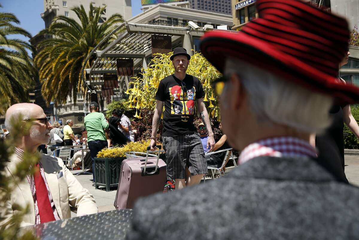 Twins Patrick and Michael McDonald find S.F. just dandy