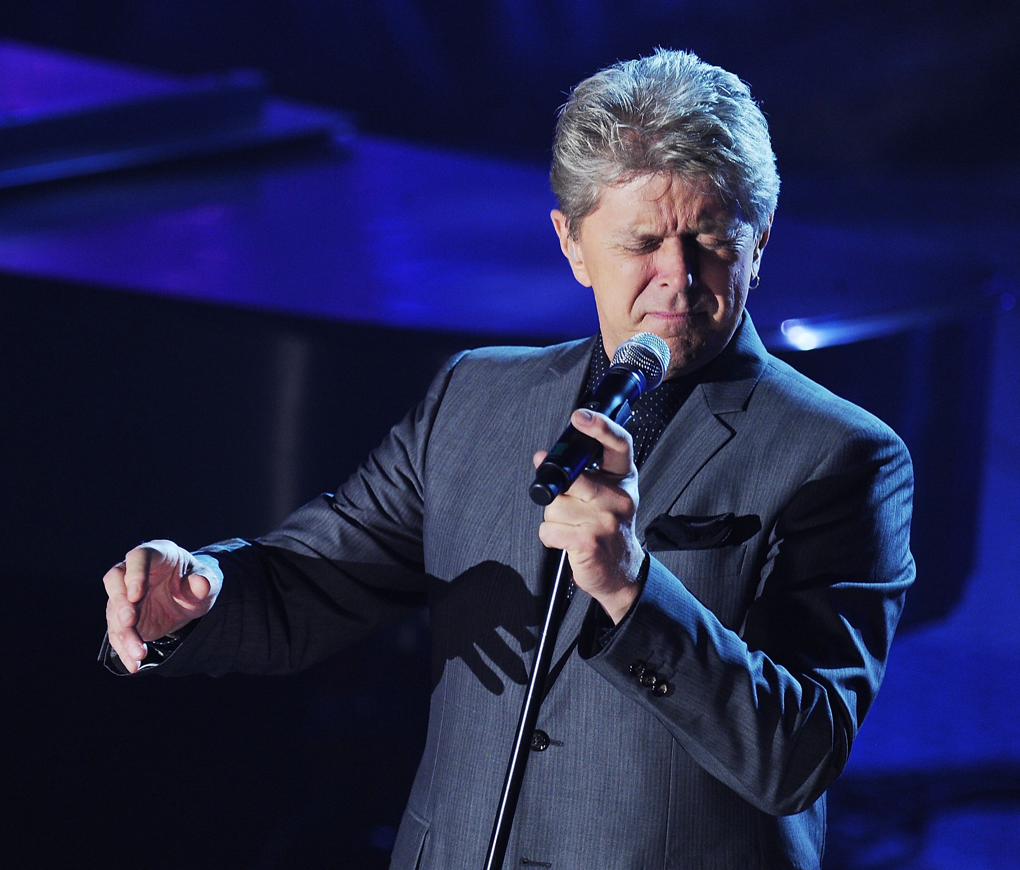 Peter Cetera, in all his glory