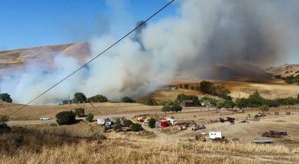 Firefighter injured in Livermore-area grass fire