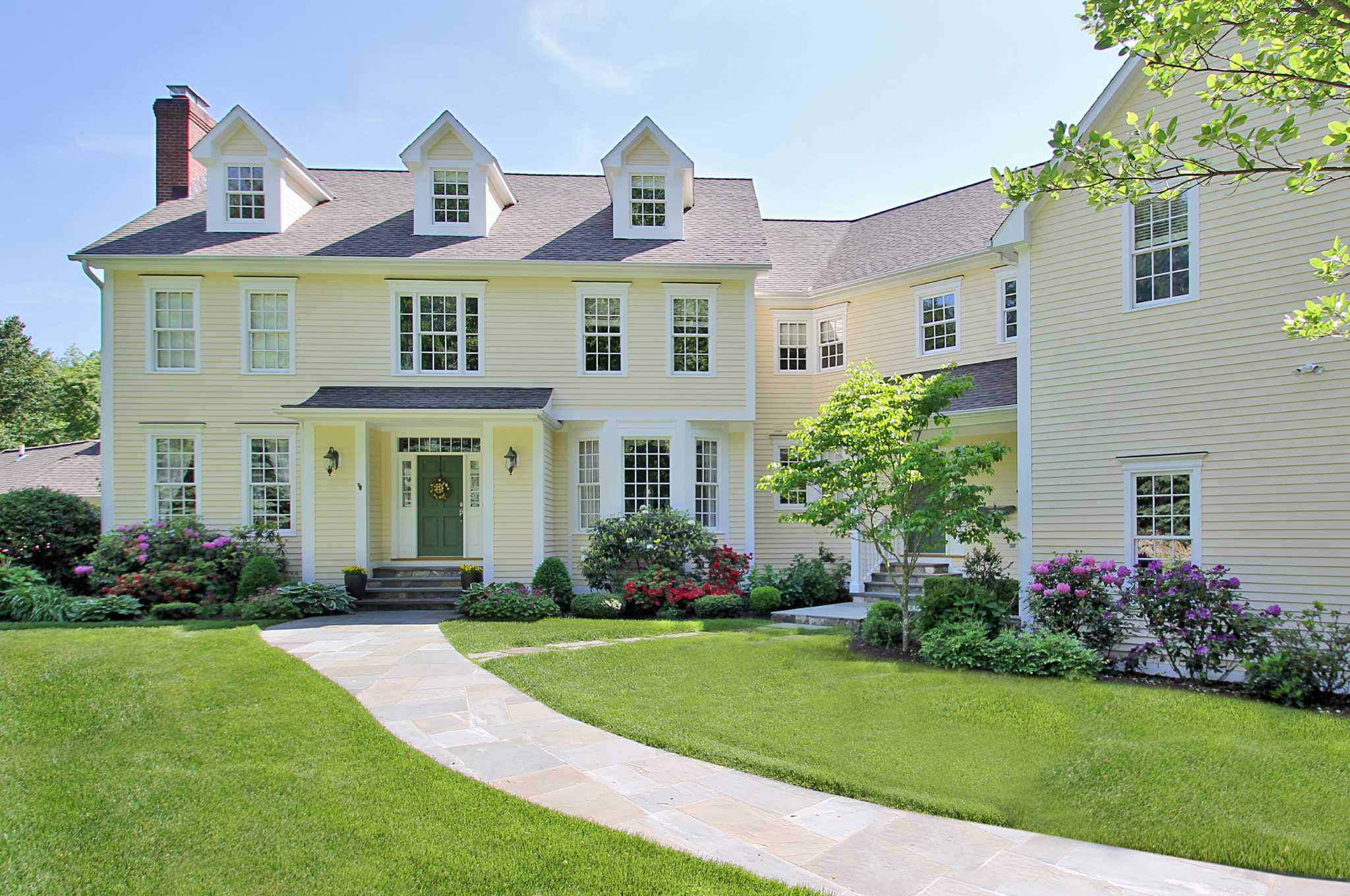 On the market: Many facets to Greenfield Hill gem