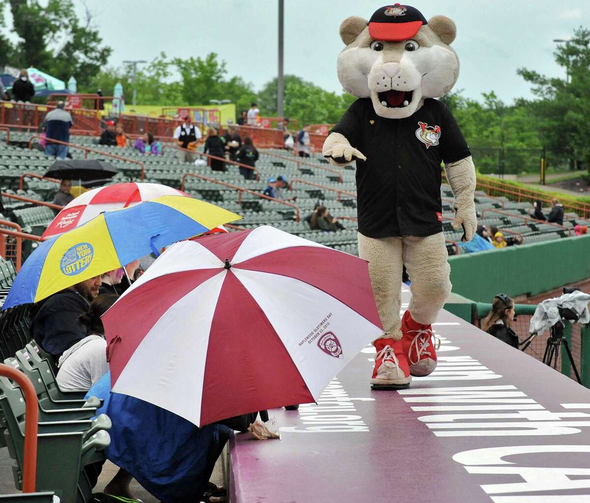 ValleyCats pull out unlikely win
