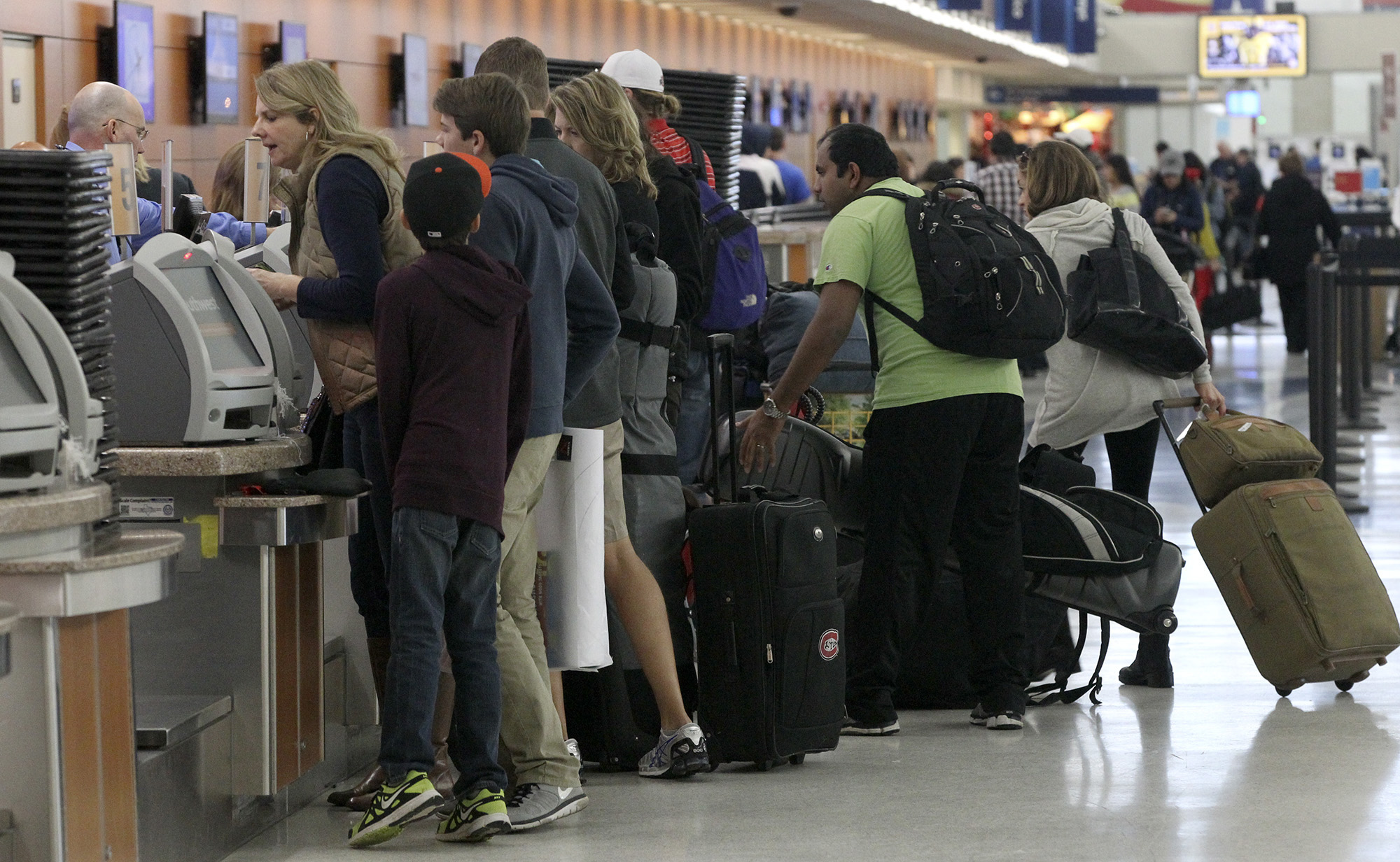 Travelers advised to arrive early at the airport starting Thursday