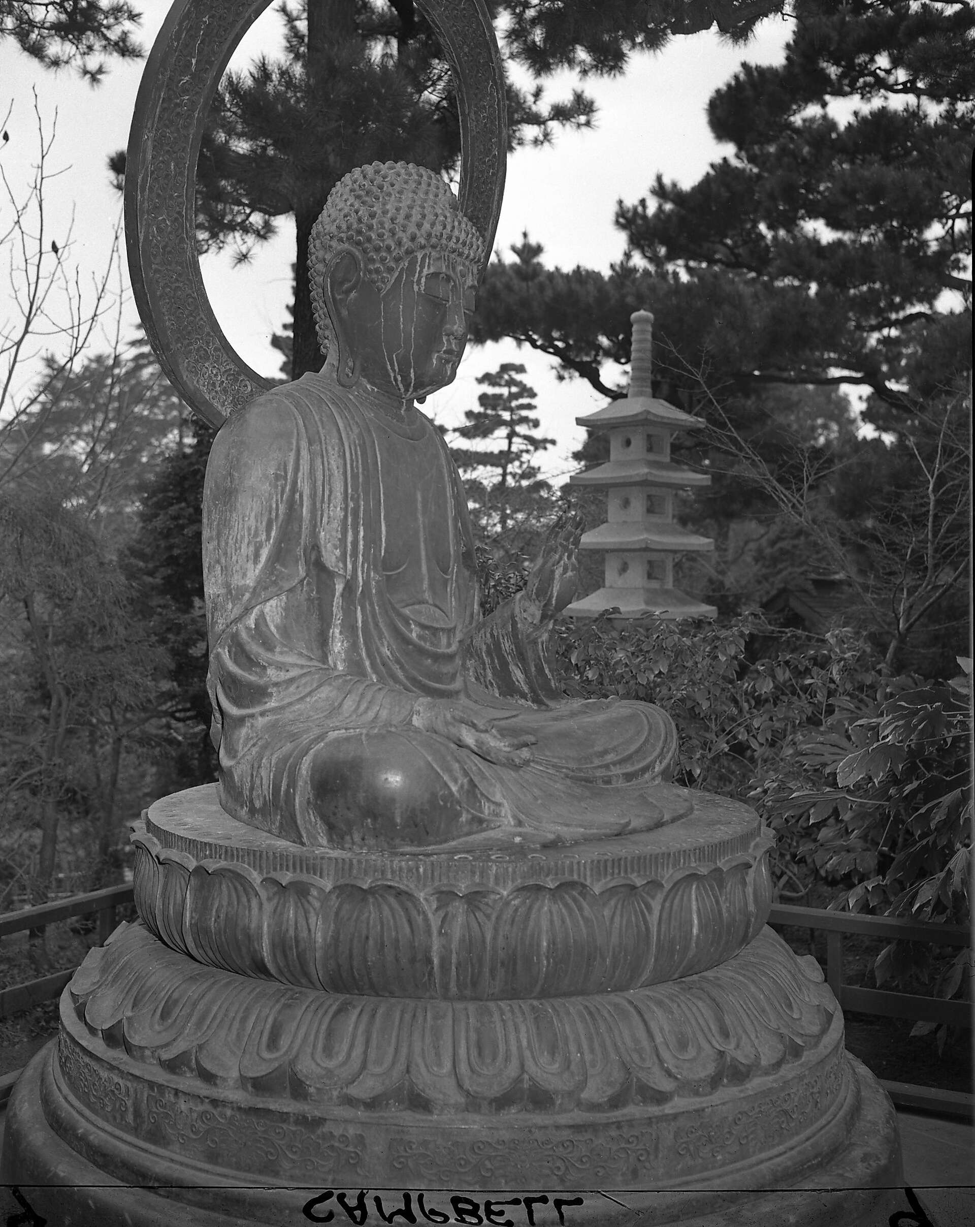 A history lesson from the Buddha at SF's Japanese Tea Garden