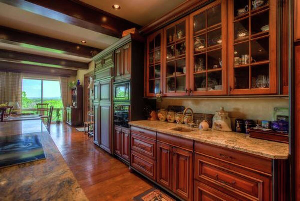 Beautiful ranch in 'golden triangle of the Hill Country' listed for $18 ...