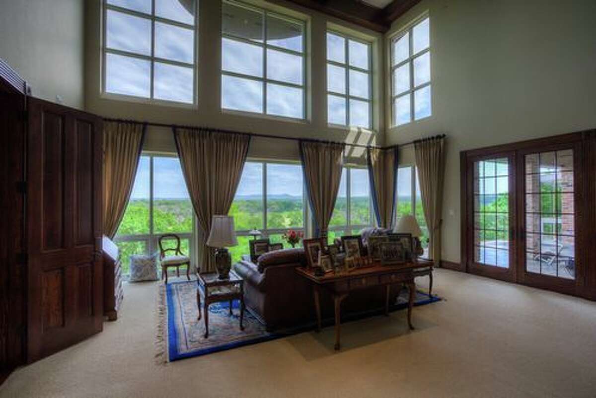 Beautiful ranch in 'golden triangle of the Hill Country' listed for $18 ...