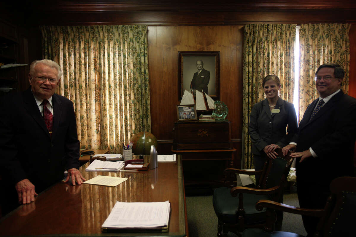 7 types of documents you need when a parent or loved one dies