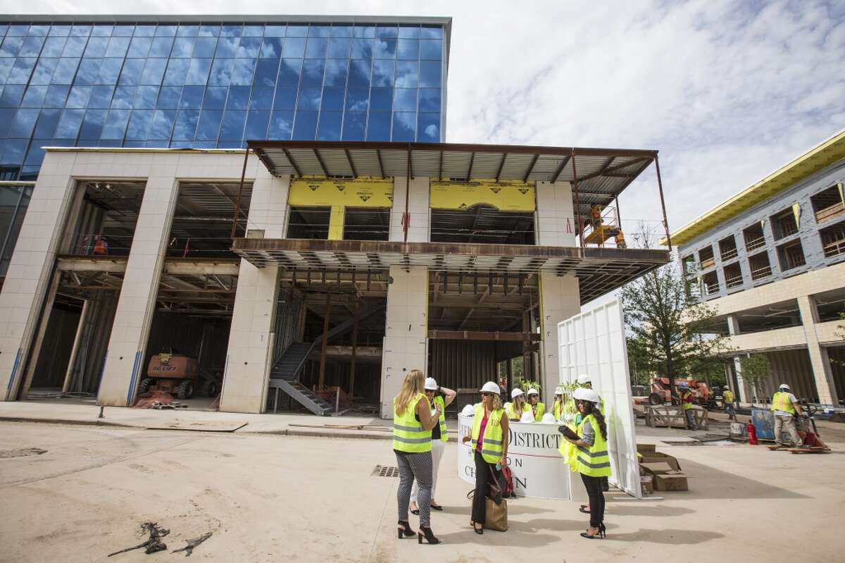 Cartier set to open in River Oaks